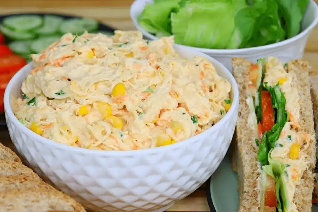 Recheio de Frango Cremoso para Sanduíches Naturais: Sabor Versátil e ... Recheio de Frango Cremoso para Sanduíches Naturais: Sabor Versátil e ...